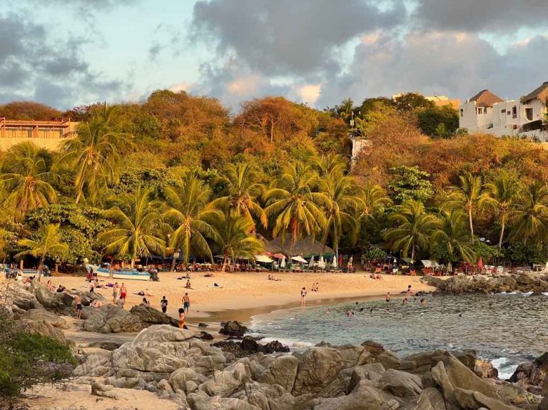 Las mejores playas de Oaxaca - La Maleta de Carla